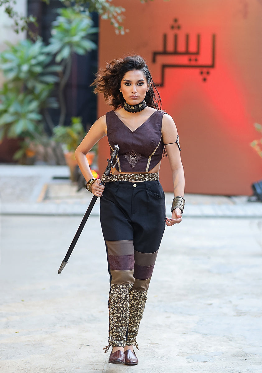 UnGaze-003– Parishae